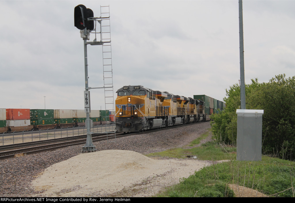 UP 8157 & others (1)